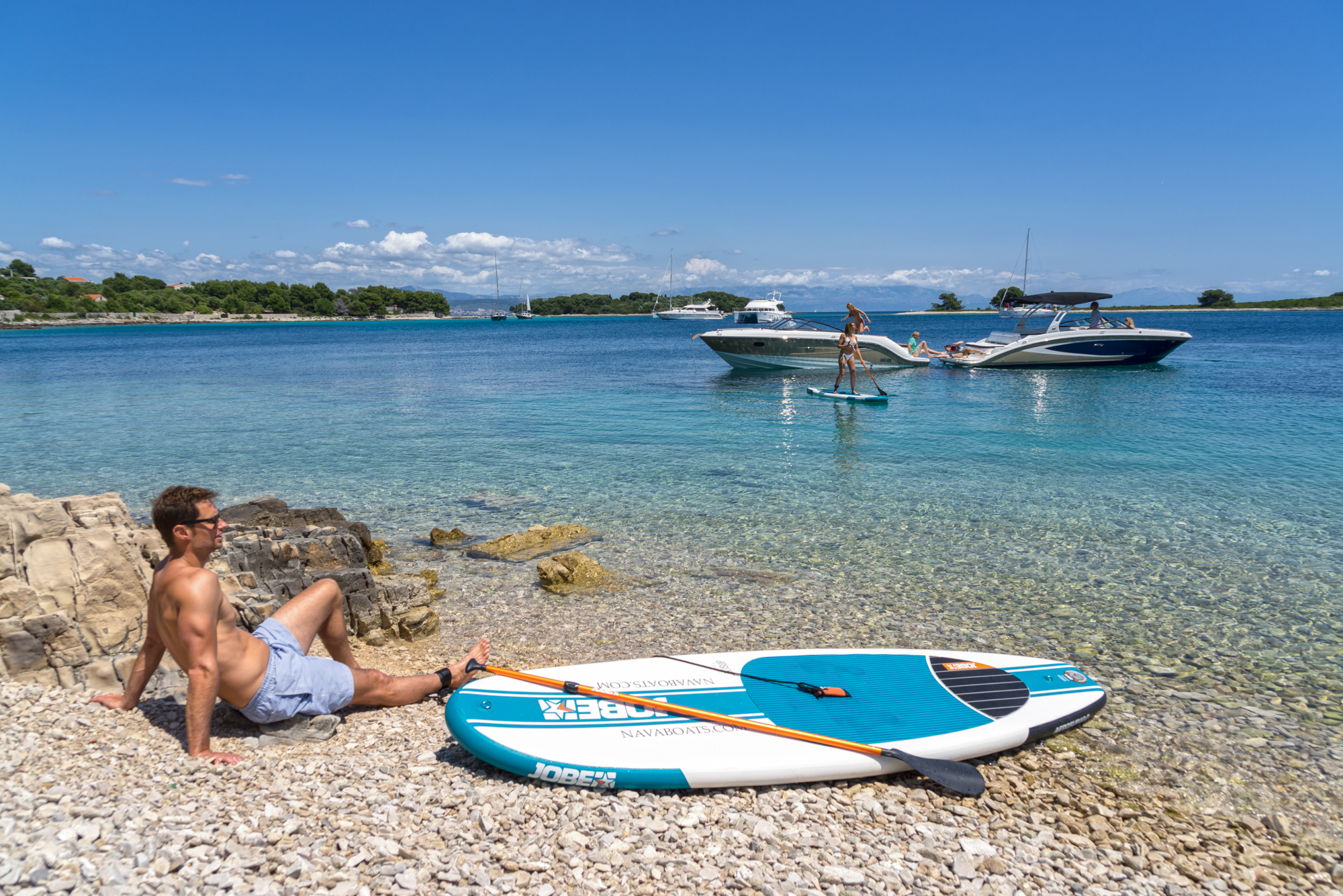 Best boating gadgets for bringing on board your Sea Ray - Navaboats